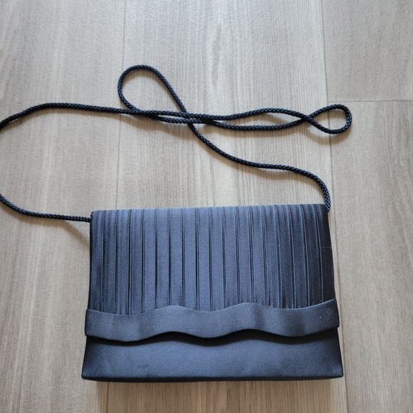 Sasha New York | Bags | Sasha New York Black Pleated Crossbody Clutch ...